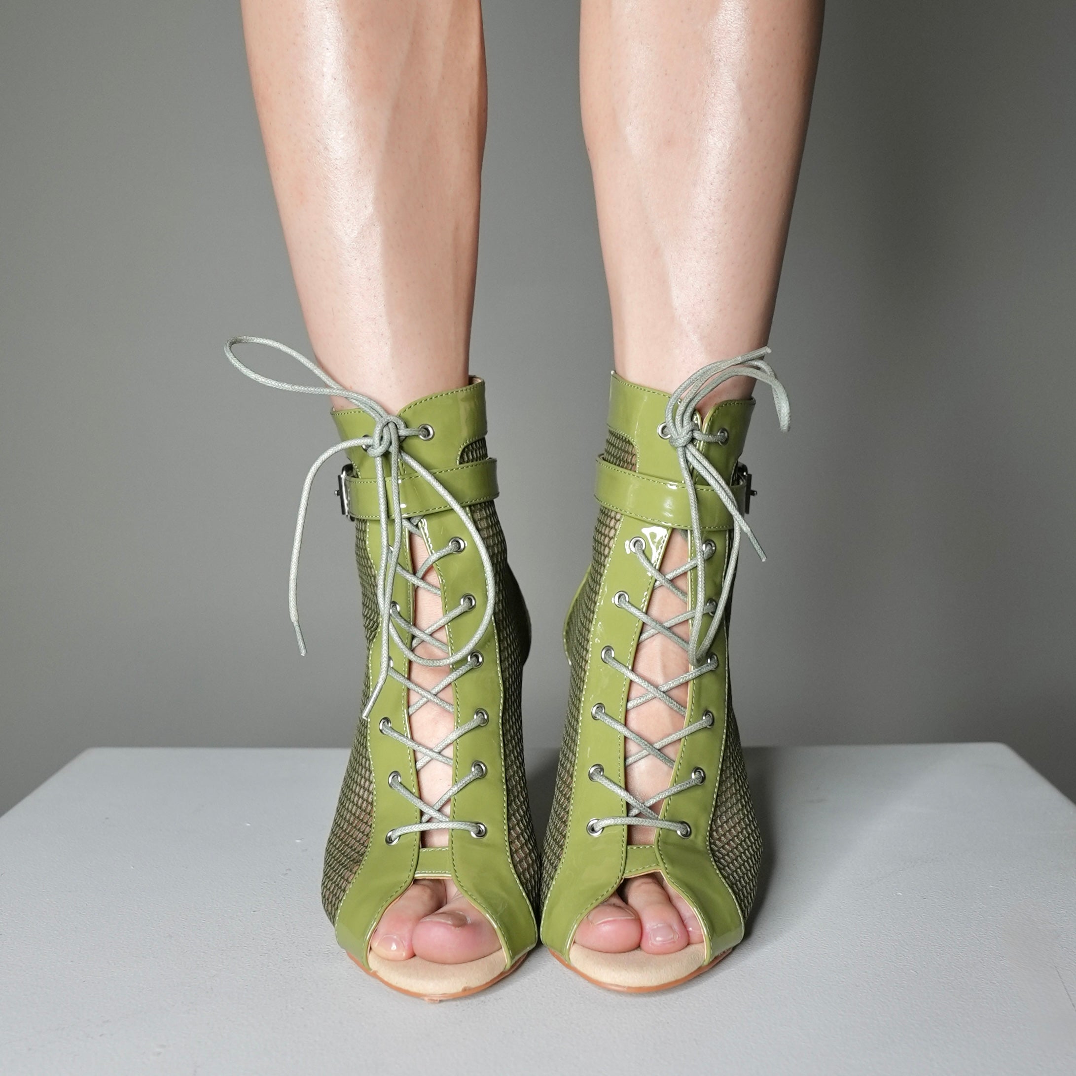 Beginner Baddie Pro - Army Green – Heels For Queens